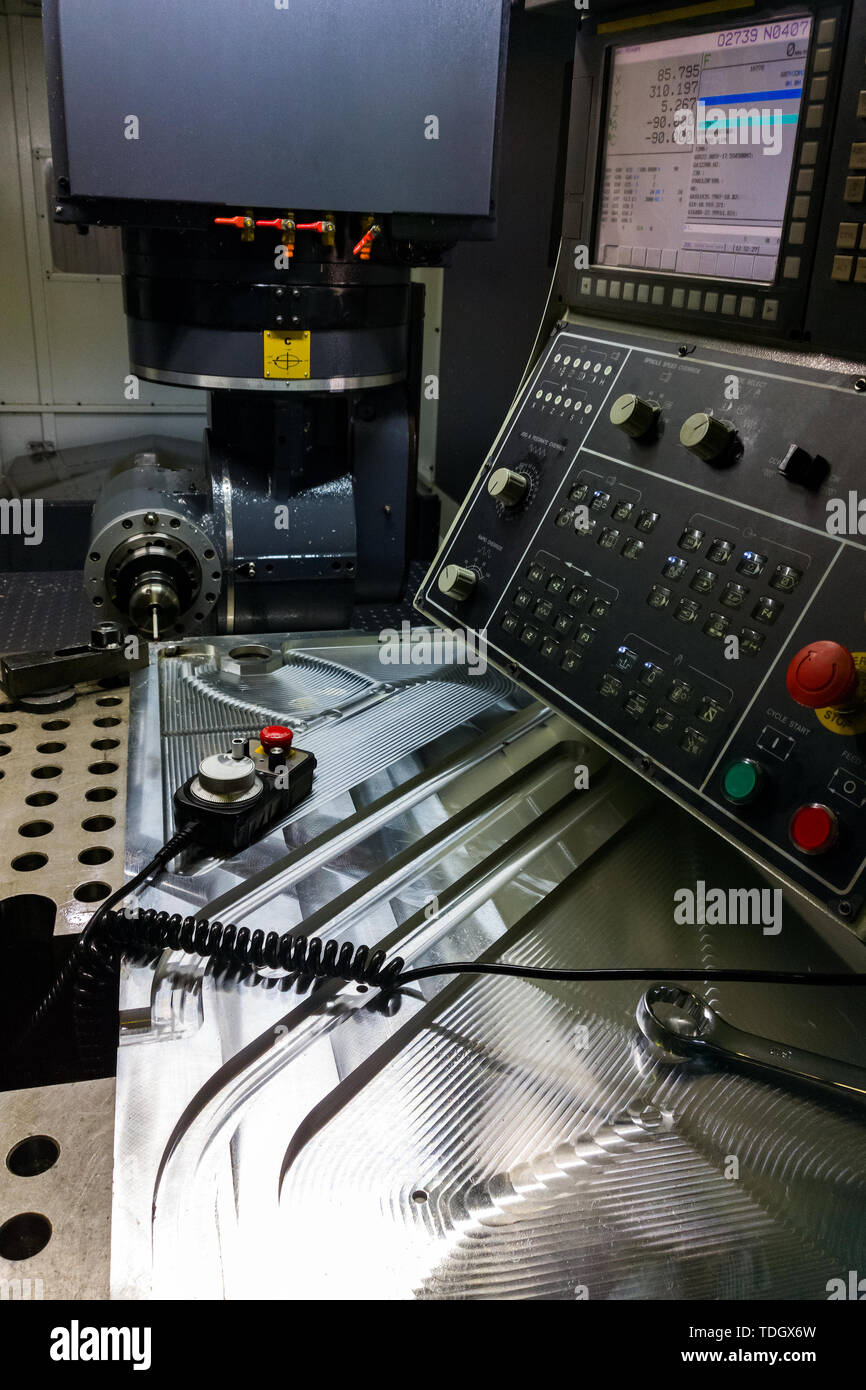 Cnc touch probe hi-res stock photography and images - Alamy
