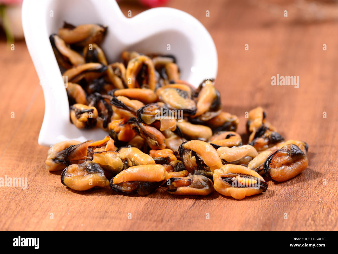 Dried seafood, dried oysters, raw oysters Stock Photo - Alamy
