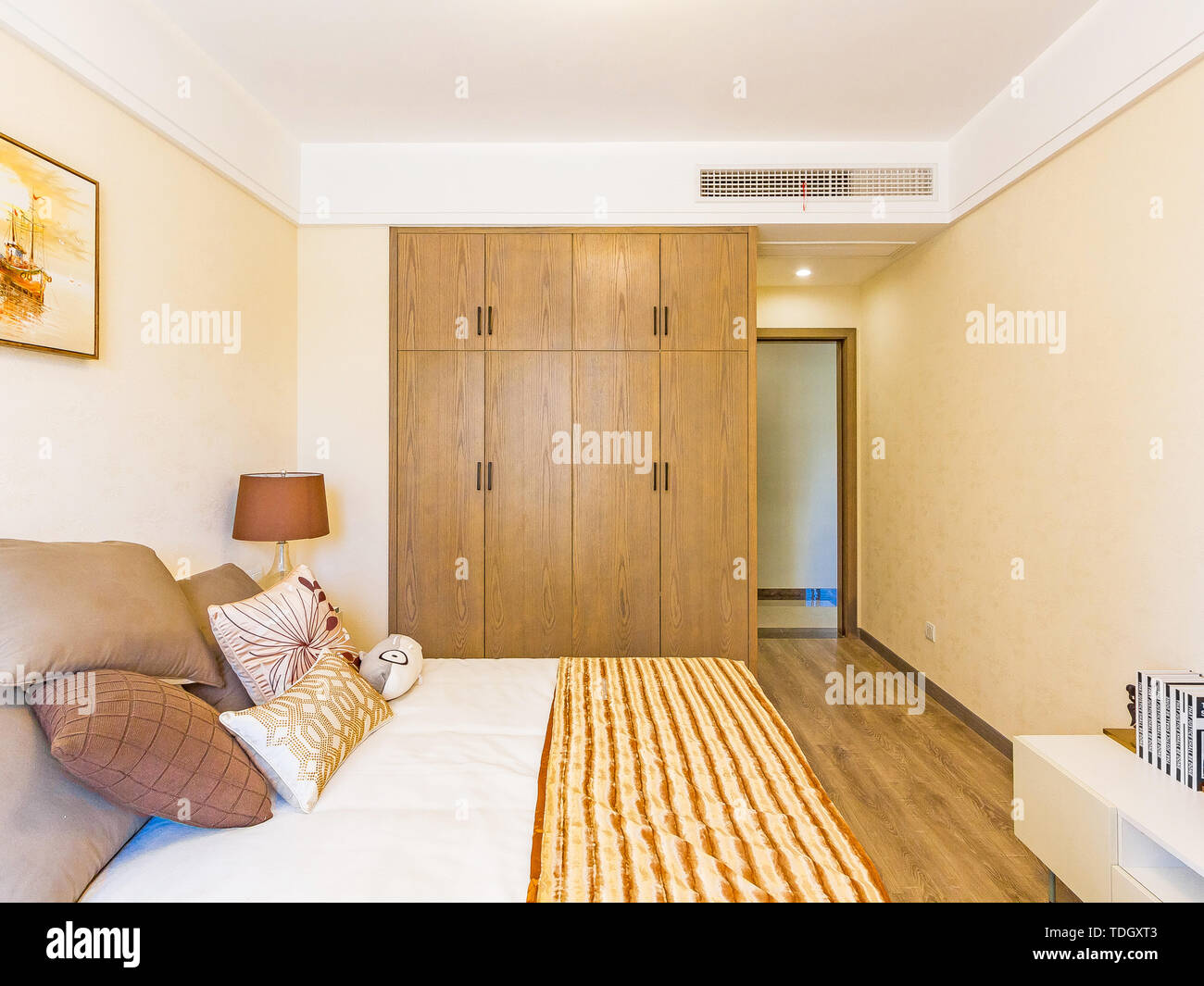 Bedroom, sleep, comfortable and comfortable rest environment, different ...