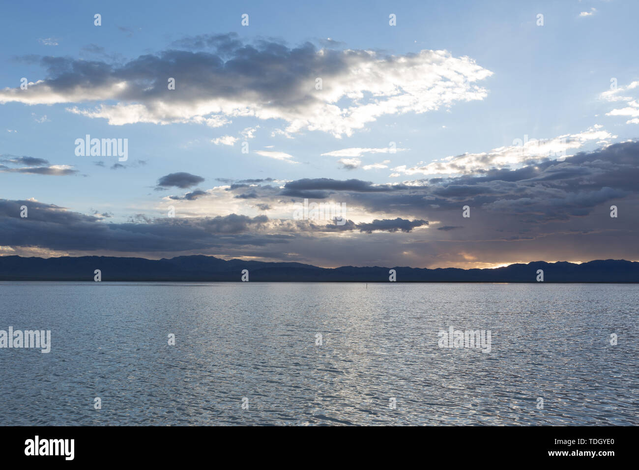 Salt lake after dark hi-res stock photography and images - Alamy
