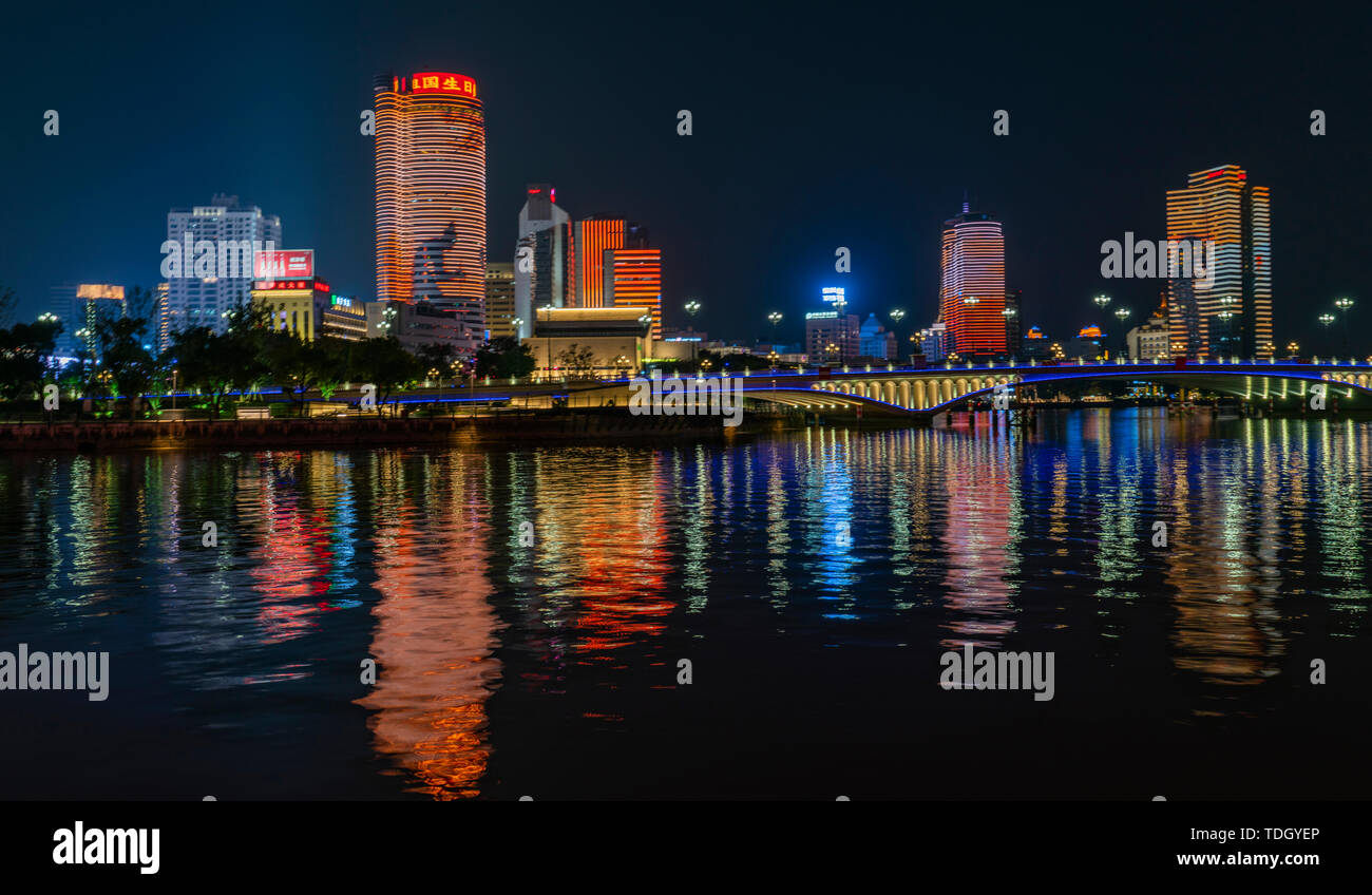 City Night Scene Stock Photo - Alamy
