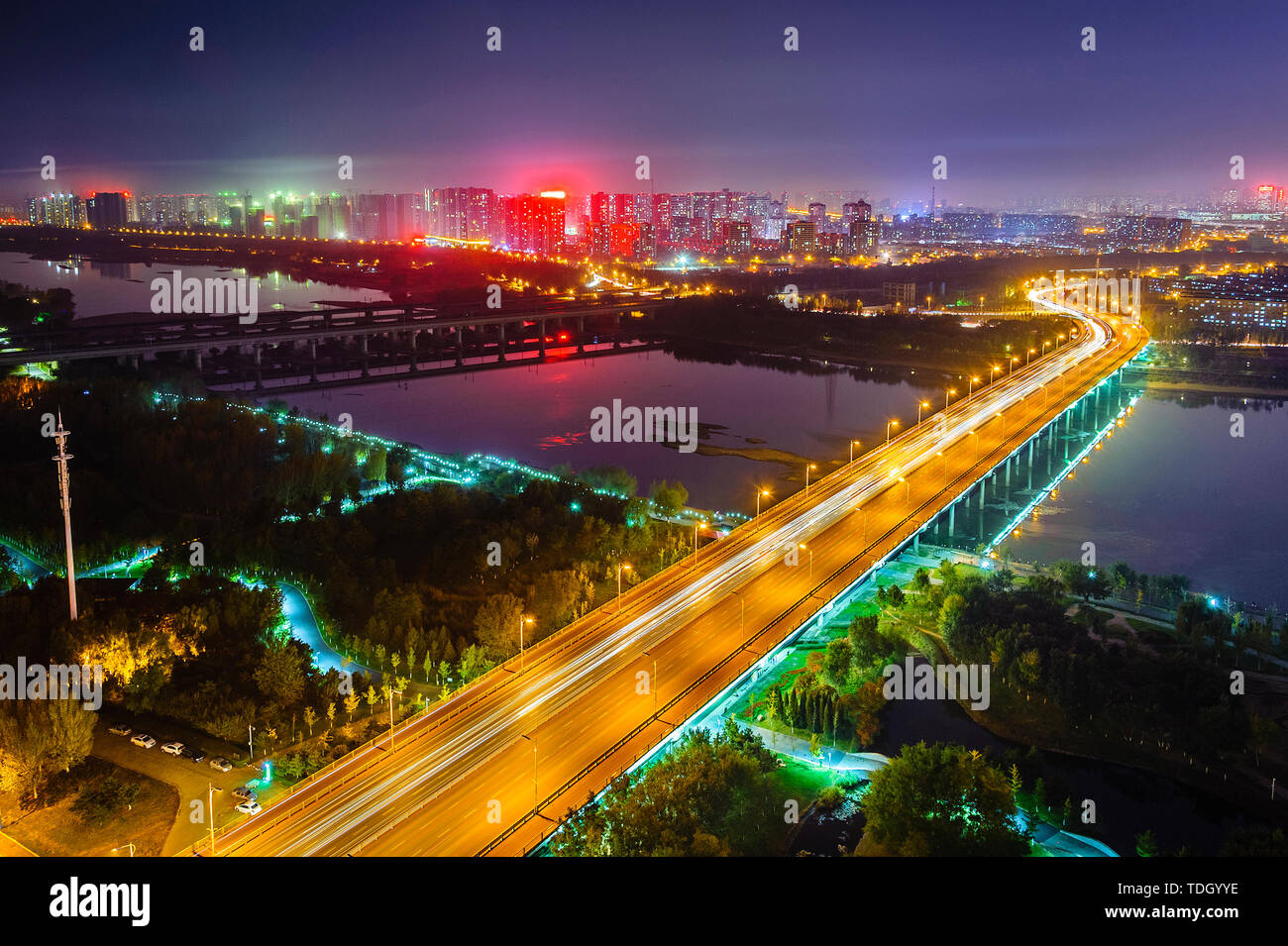 Night view of Victory Bridge Stock Photo - Alamy