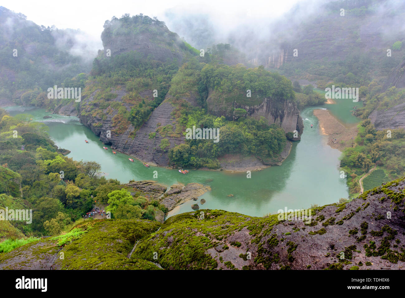 Wuyi mountains cliffs hi-res stock photography and images - Alamy