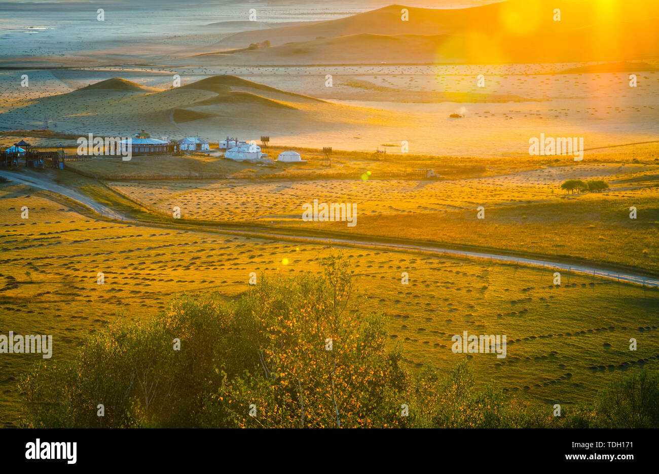 Prairie sunrise, dam Stock Photo - Alamy