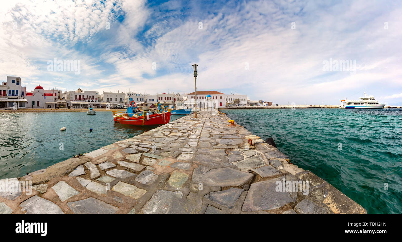 Mykonos old port greece hi-res stock photography and images - Alamy