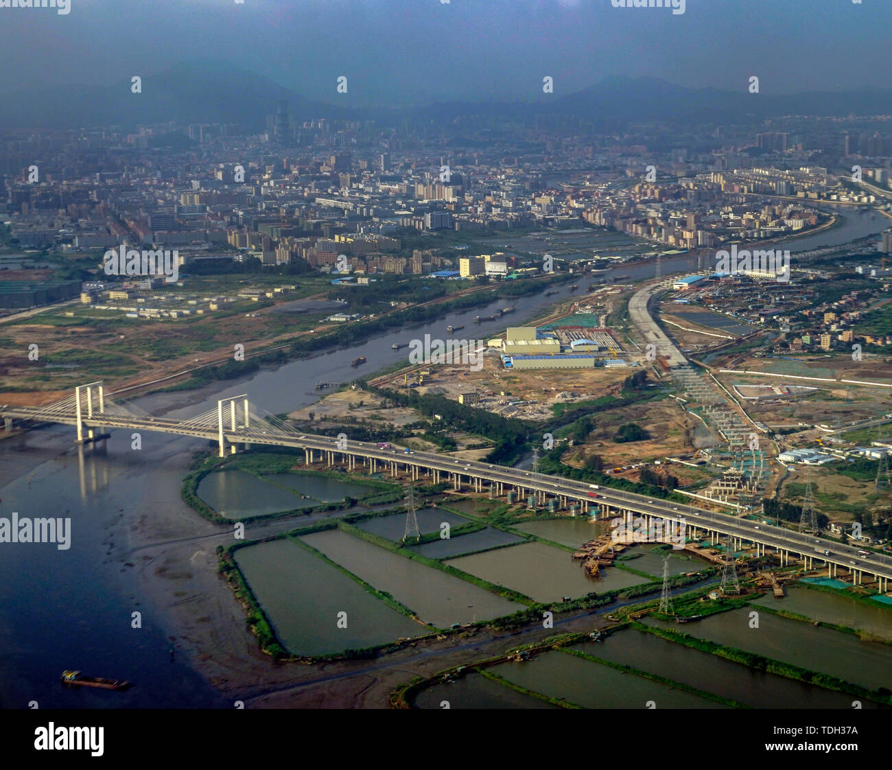 Shenzhen bridge hi-res stock photography and images - Alamy