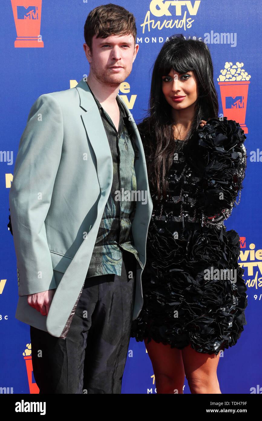 Jameela Jamil arrives at the 2019 MTV Movie And TV Awards held at ...