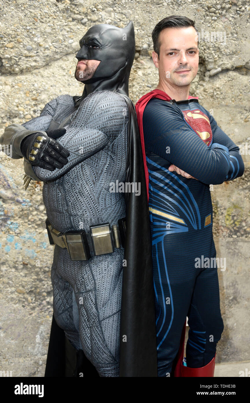 Superman Vs Batman Comic Con