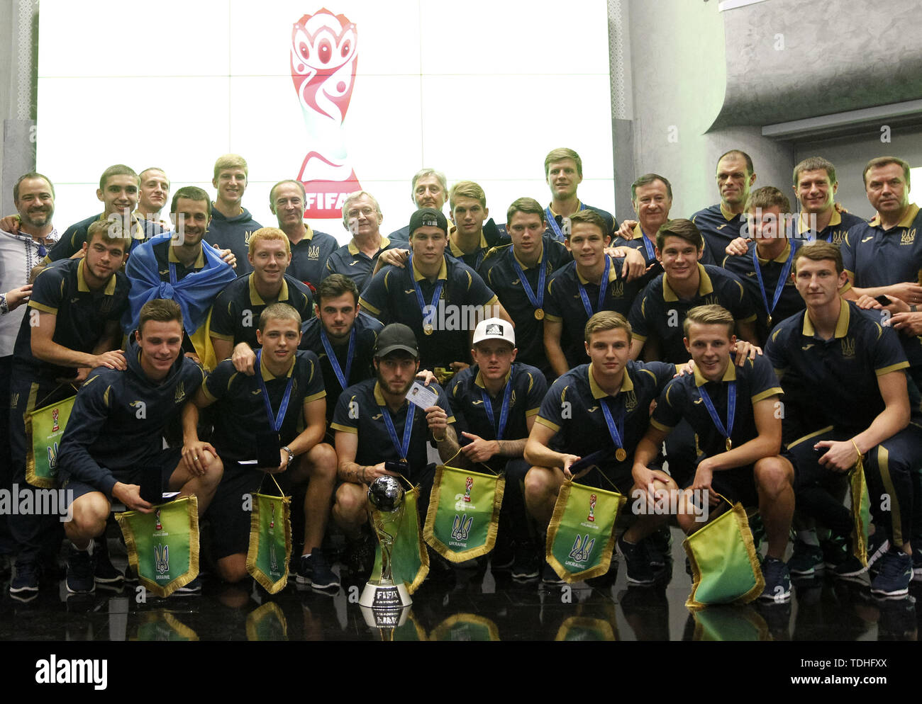 World cup national ukrainian team hi-res stock photography and images ...