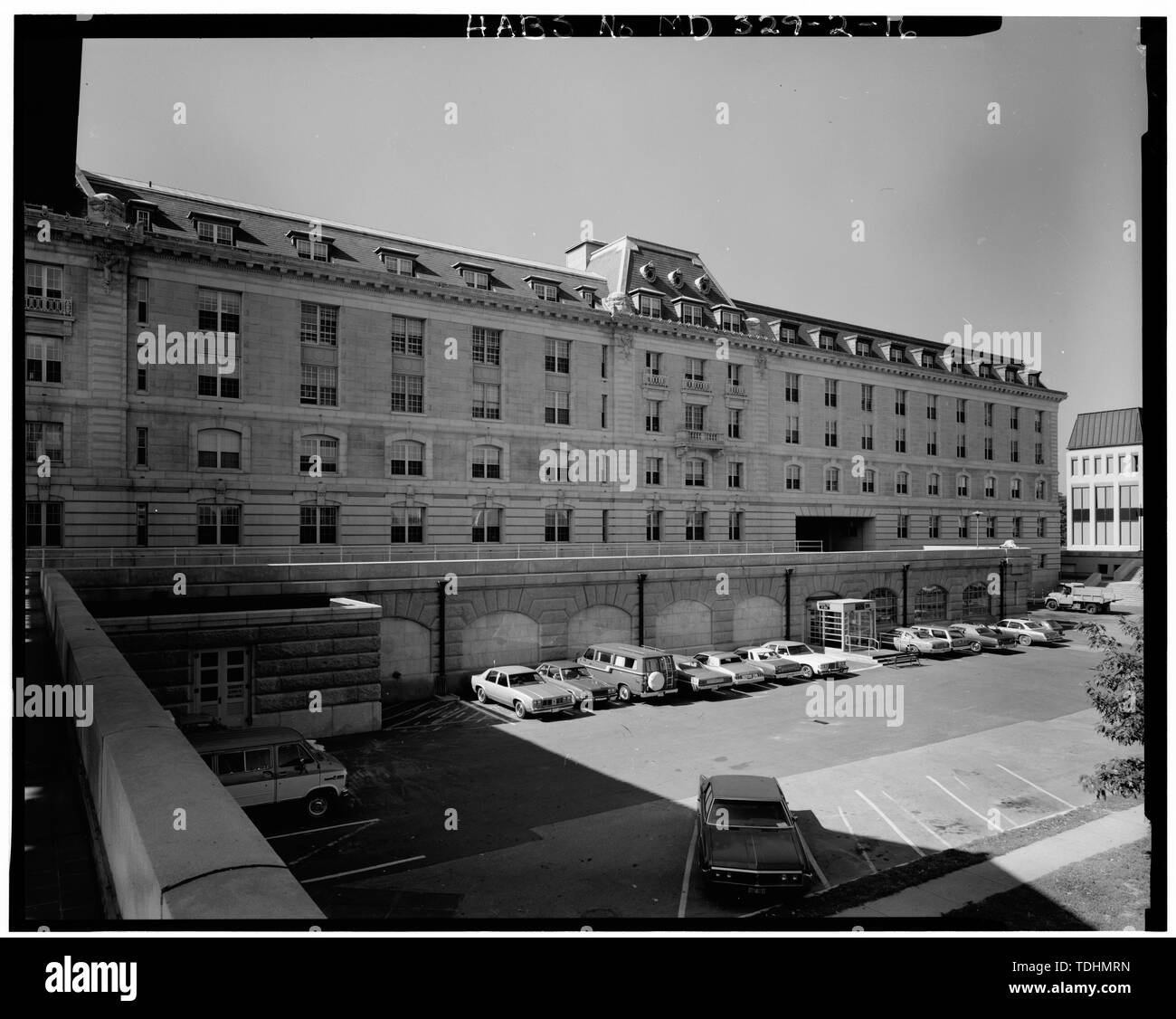Lowe section hi-res stock photography and images - Alamy
