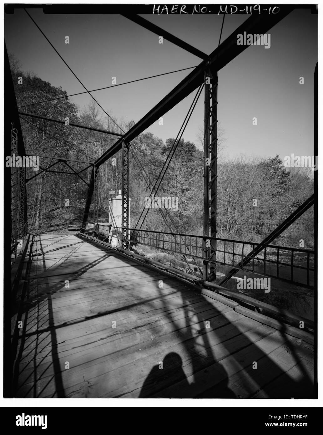 Deck truss Black and White Stock Photos & Images - Alamy