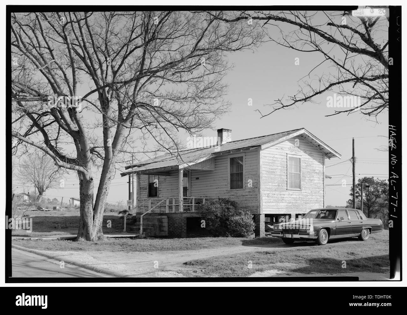 Front view house two Black and White Stock Photos & Images - Alamy