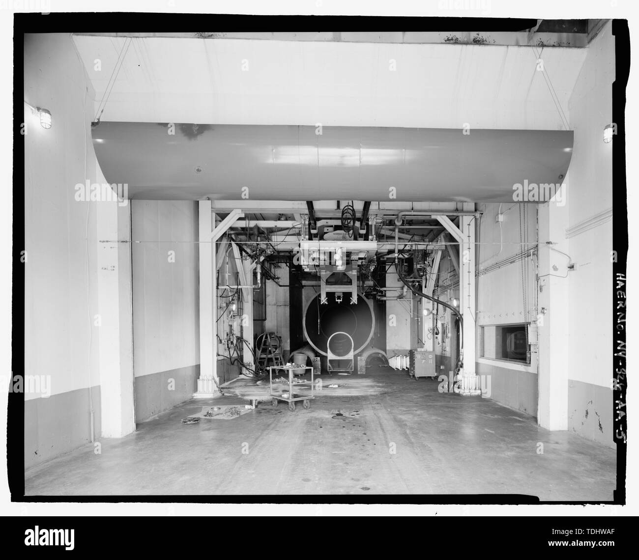 Jet engine cell test Black and White Stock Photos & Images - Alamy