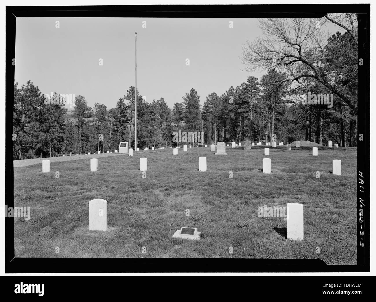 OVERVIEW OF CEMETERY, WITH FLAGPOLE IN BACKGROUND. VIEW TO NORTHEAST ...