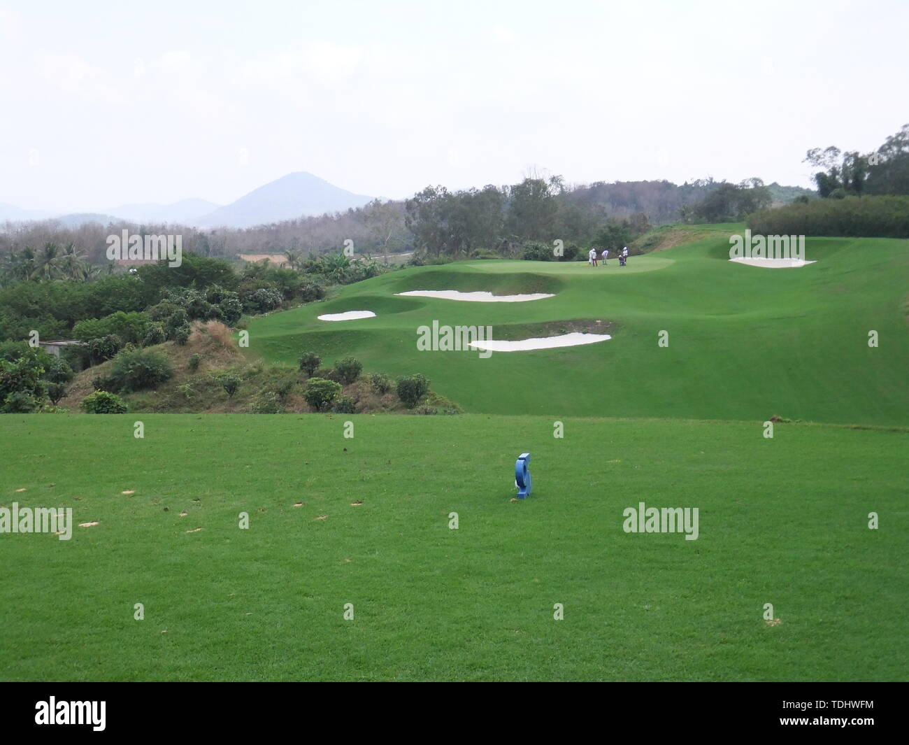 Hainan golf course hi-res stock photography and images - Alamy