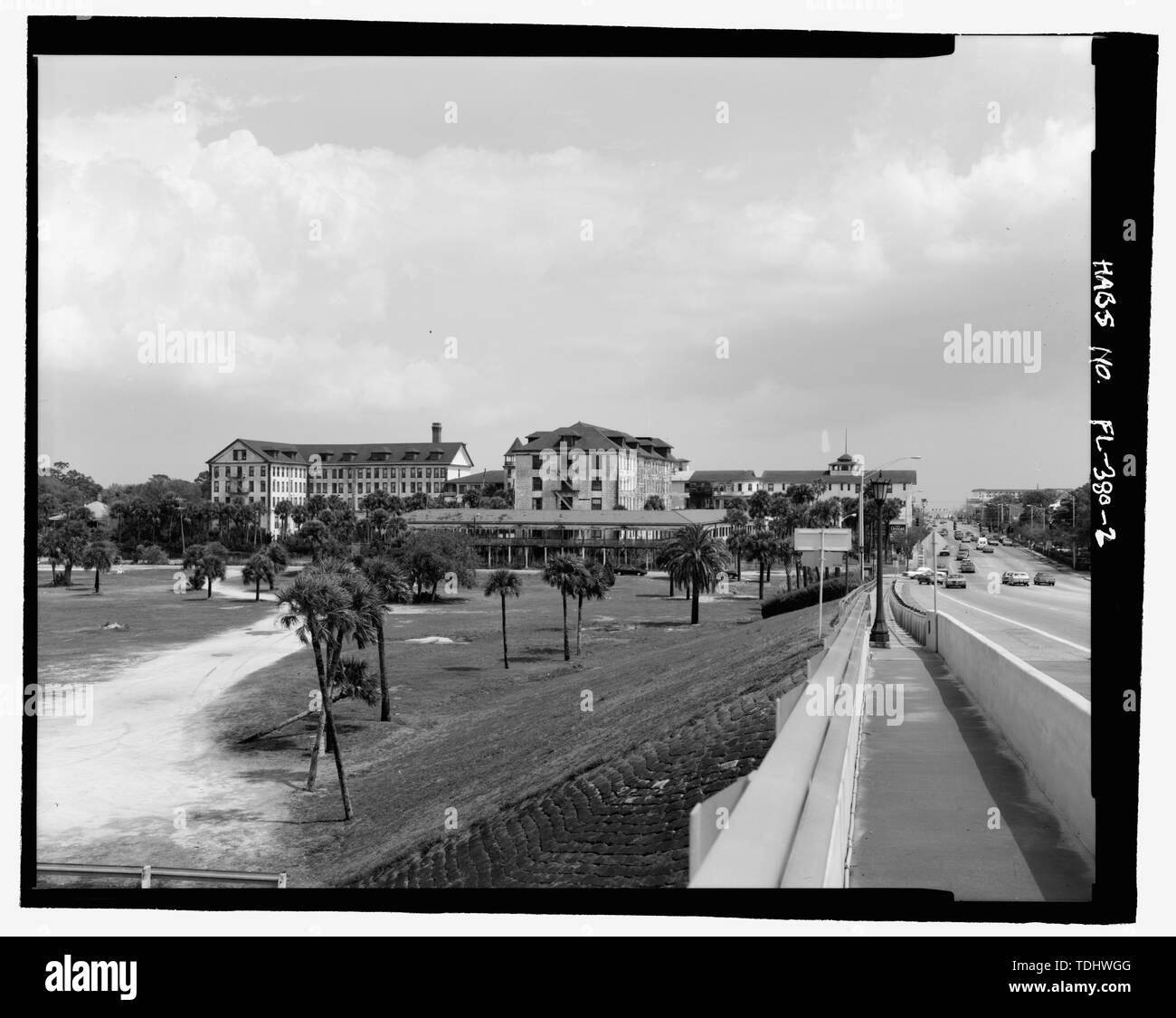 Granada bridge Black and White Stock Photos & Images - Alamy