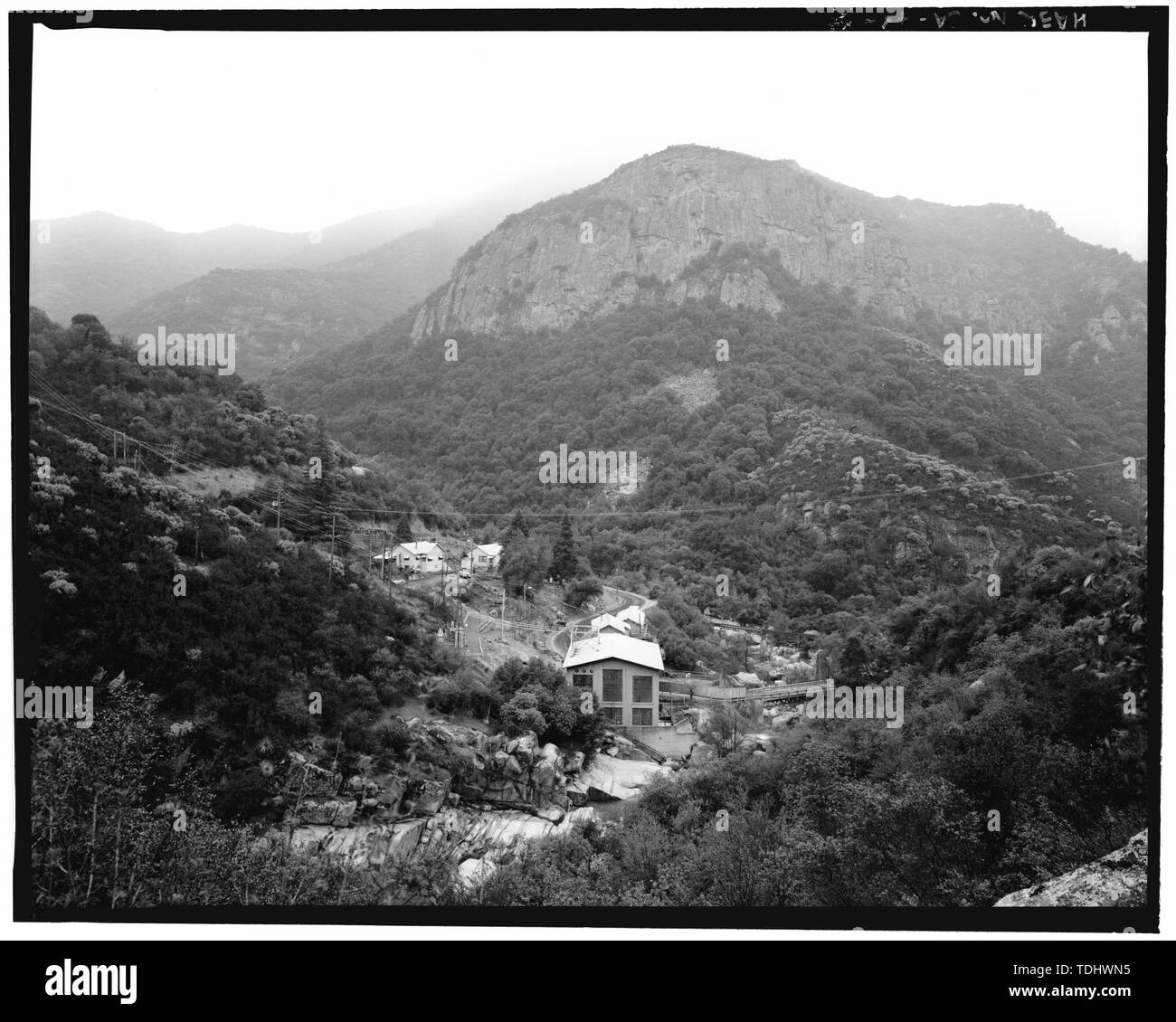 OVERVIEW OF POWERHOUSE COMPLEX AND BRIDGE IN SETTING OF TULE RIVER ...