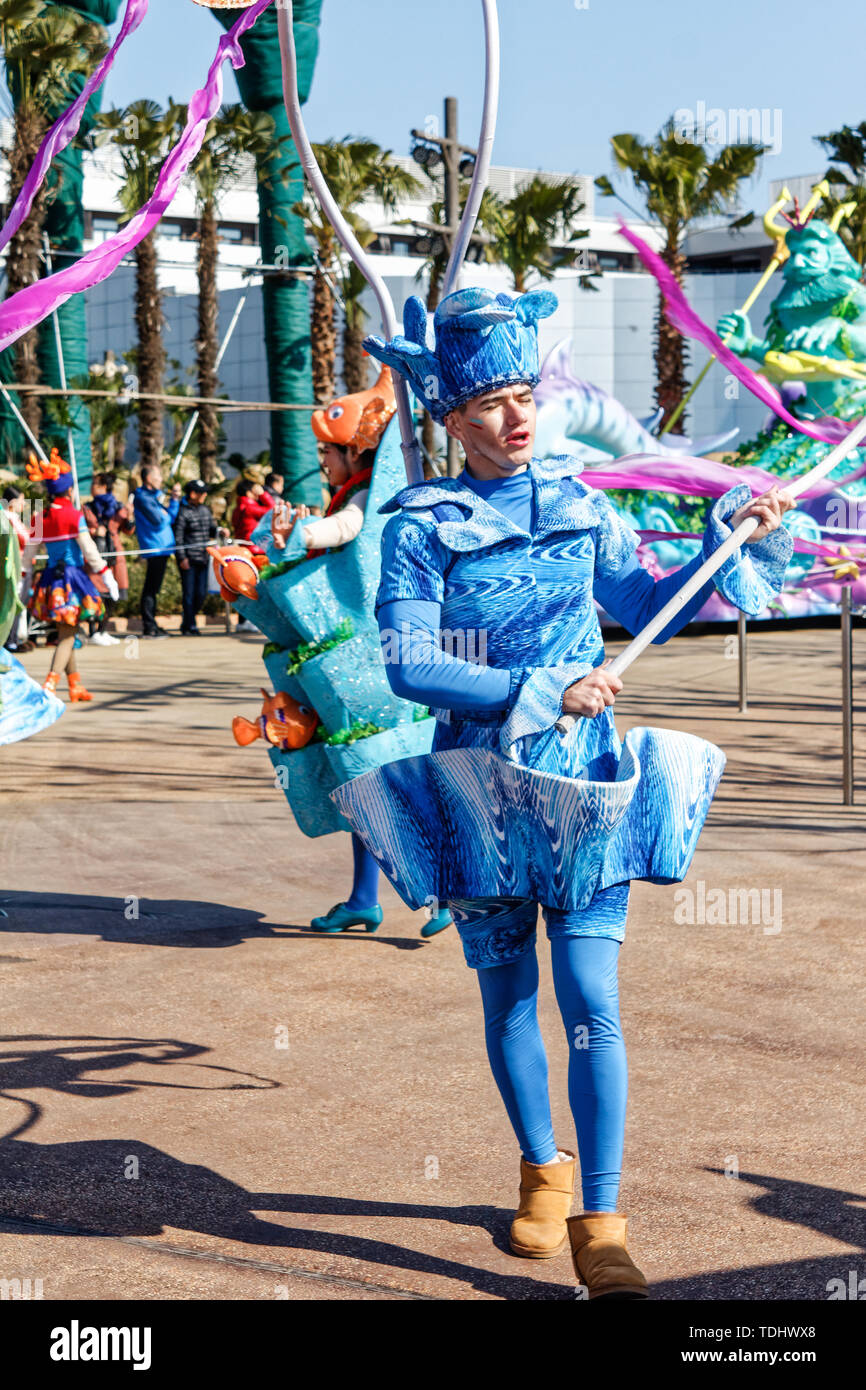 Shanghai Haichang Ocean Park float parade Stock Photo - Alamy