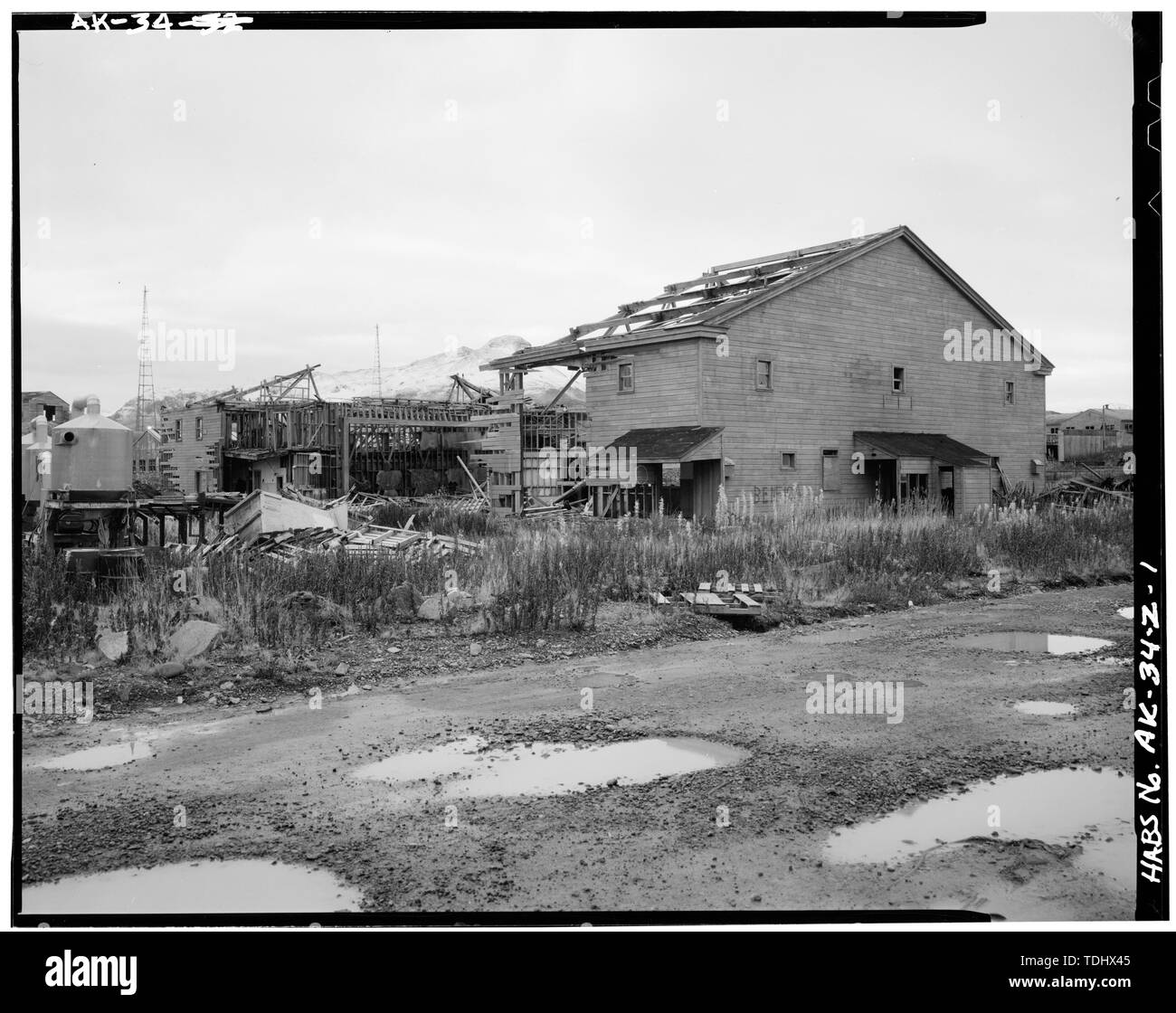 OVERVIEW, LOOKING SOUTHWEST - Naval Operating Base Dutch Harbor and ...