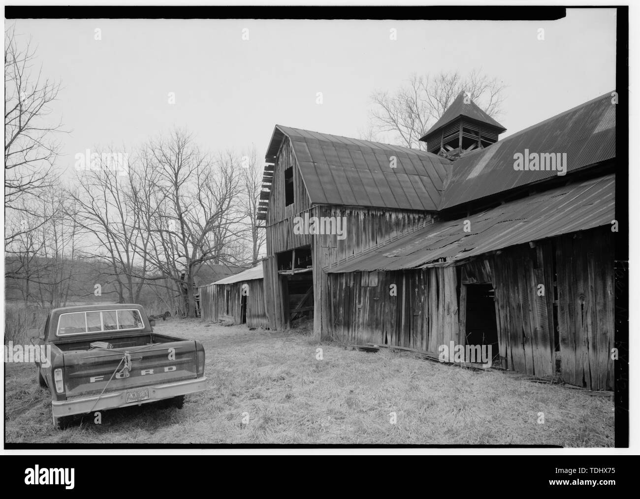 OXEN BARN. - Hunnewell Iron Furnace, Junction of State Routes 2 and ...