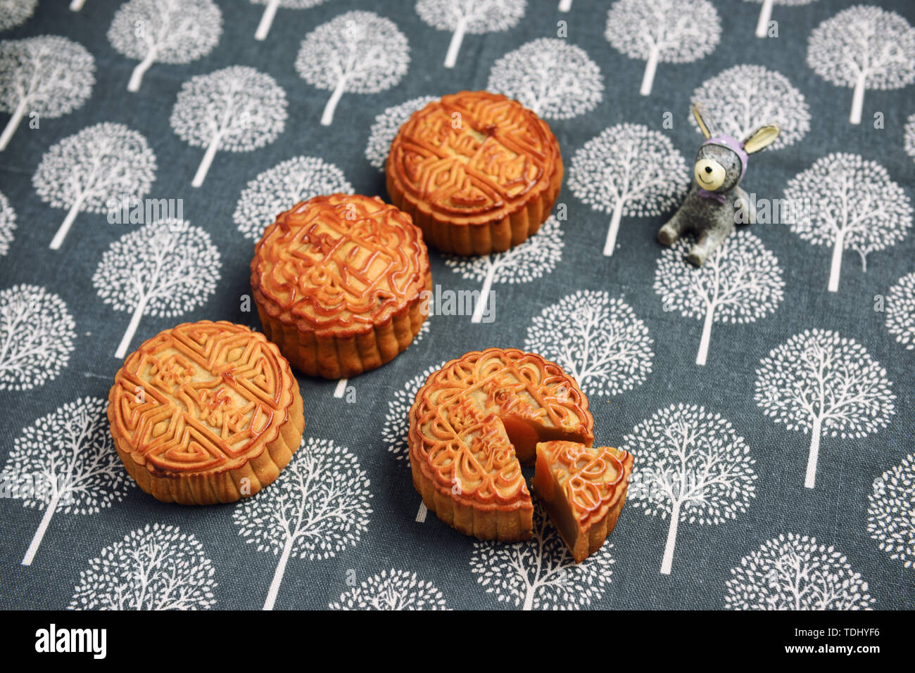 Mid-Autumn Festival moon cakes Stock Photo - Alamy