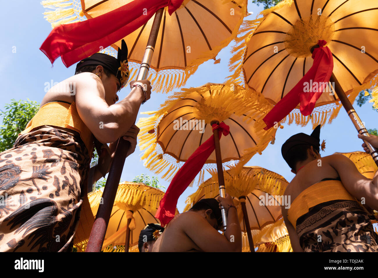 DENPASAR/INDONESIA-JUNE 15 2019: Group of Balinese dancer in ethnic ...