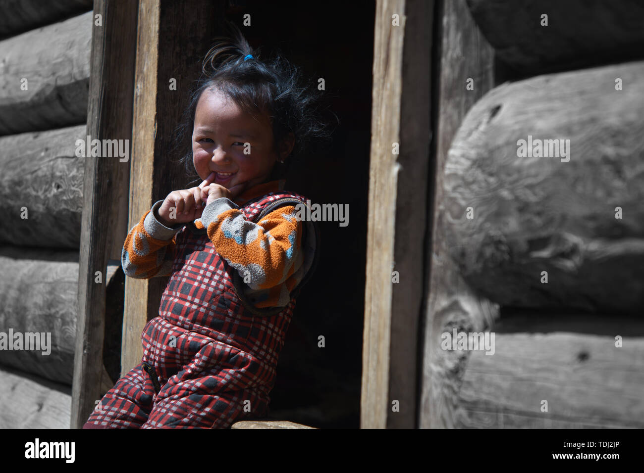Cute tibetan children hi-res stock photography and images - Alamy