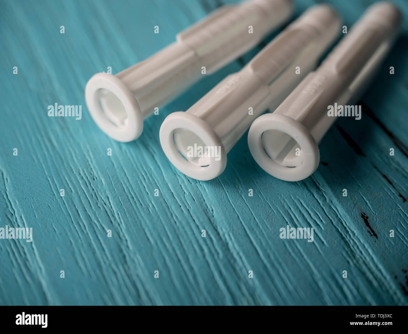 Plastic expansion screws Stock Photo - Alamy