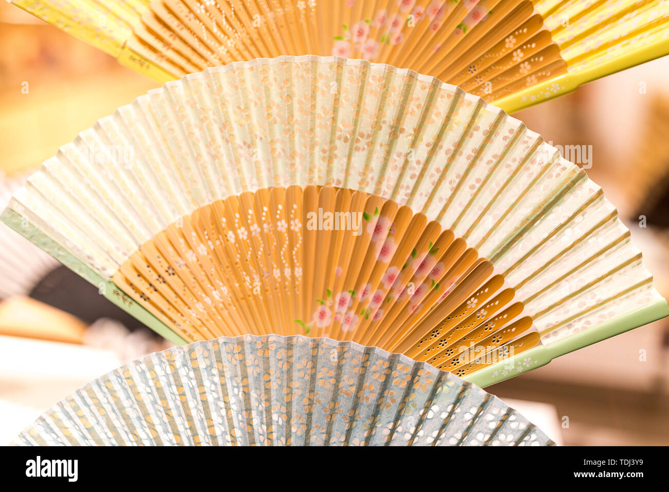 Chinese traditional folding fan Stock Photo - Alamy