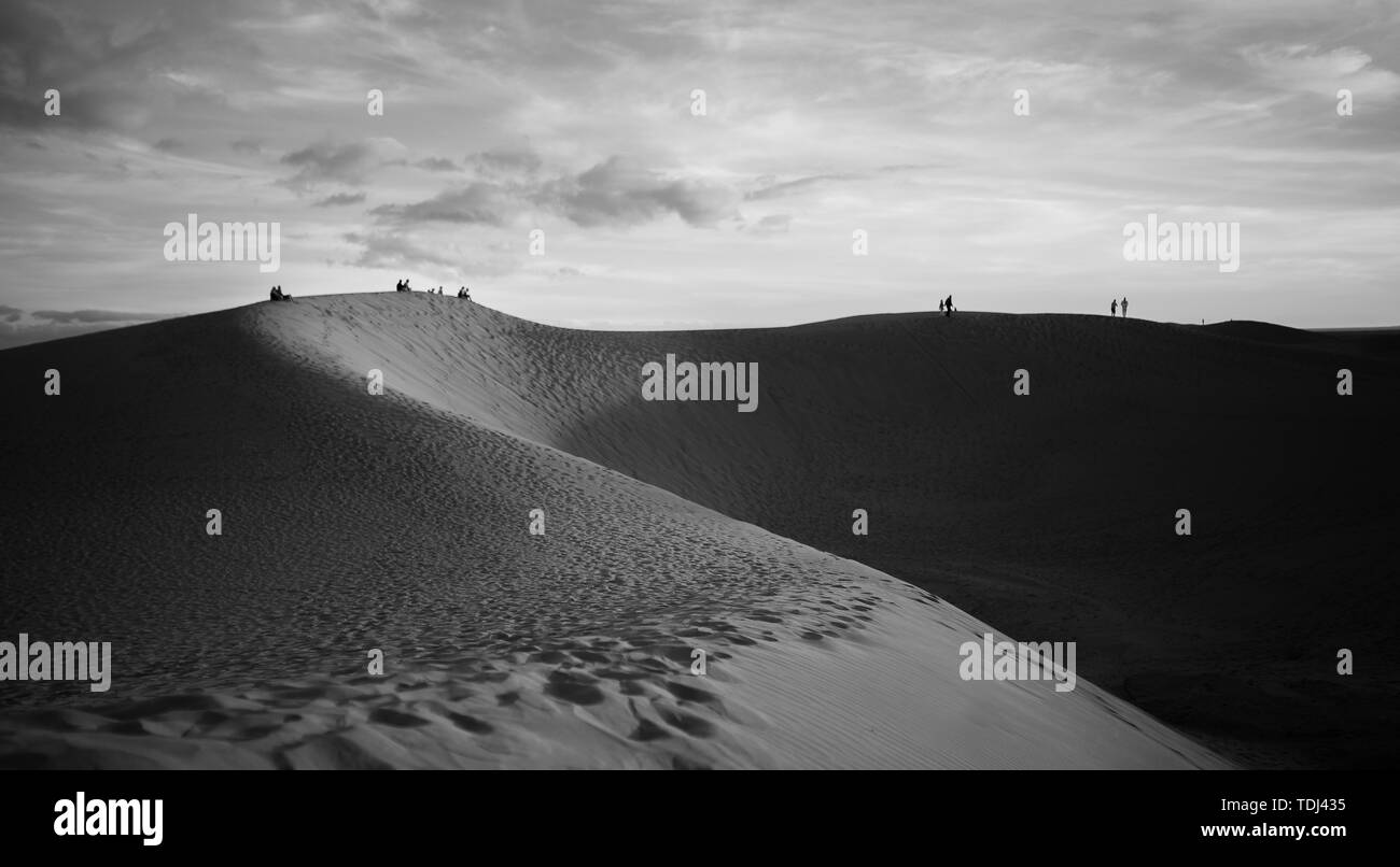 Black and white shot of a sandy terrain Stock Photo - Alamy