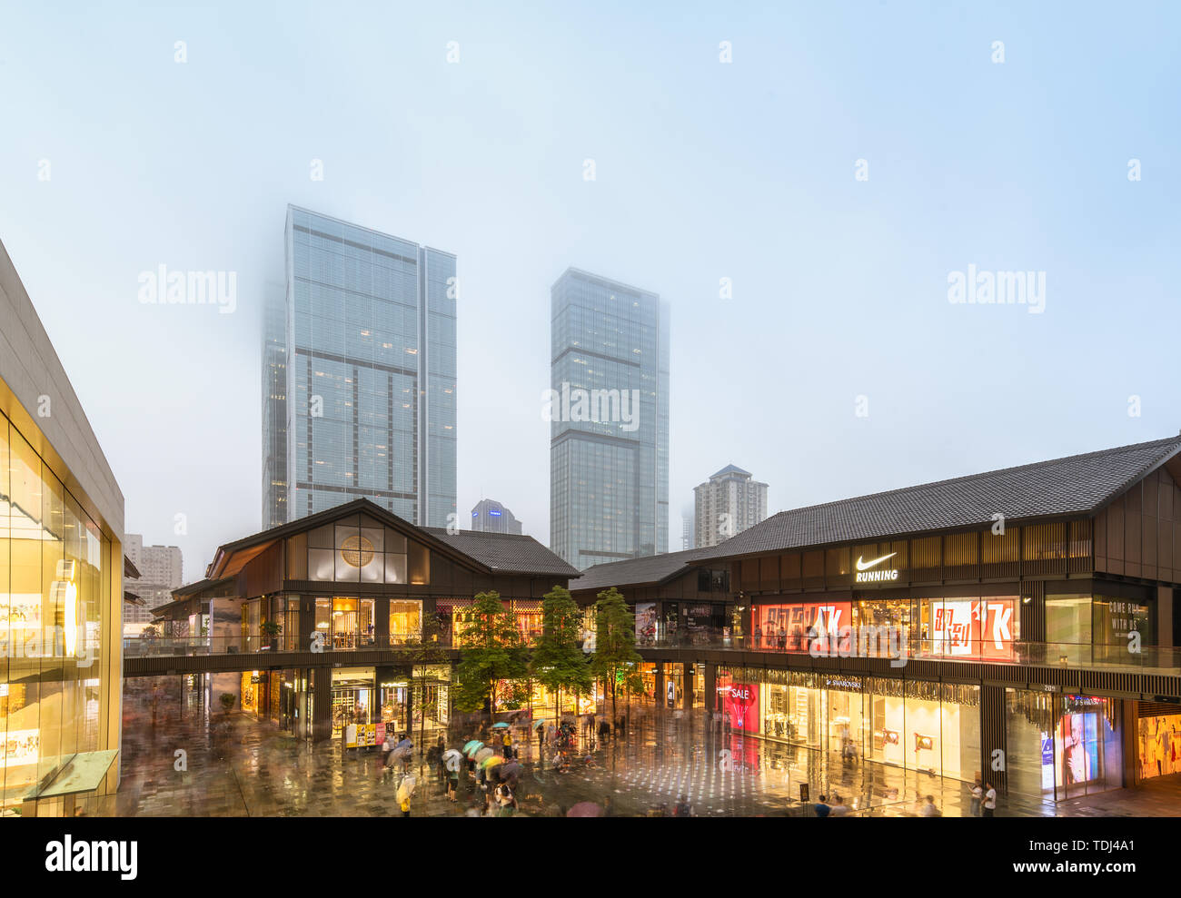 Night view of Taikuri Business District, Chengdu Stock Photo - Alamy