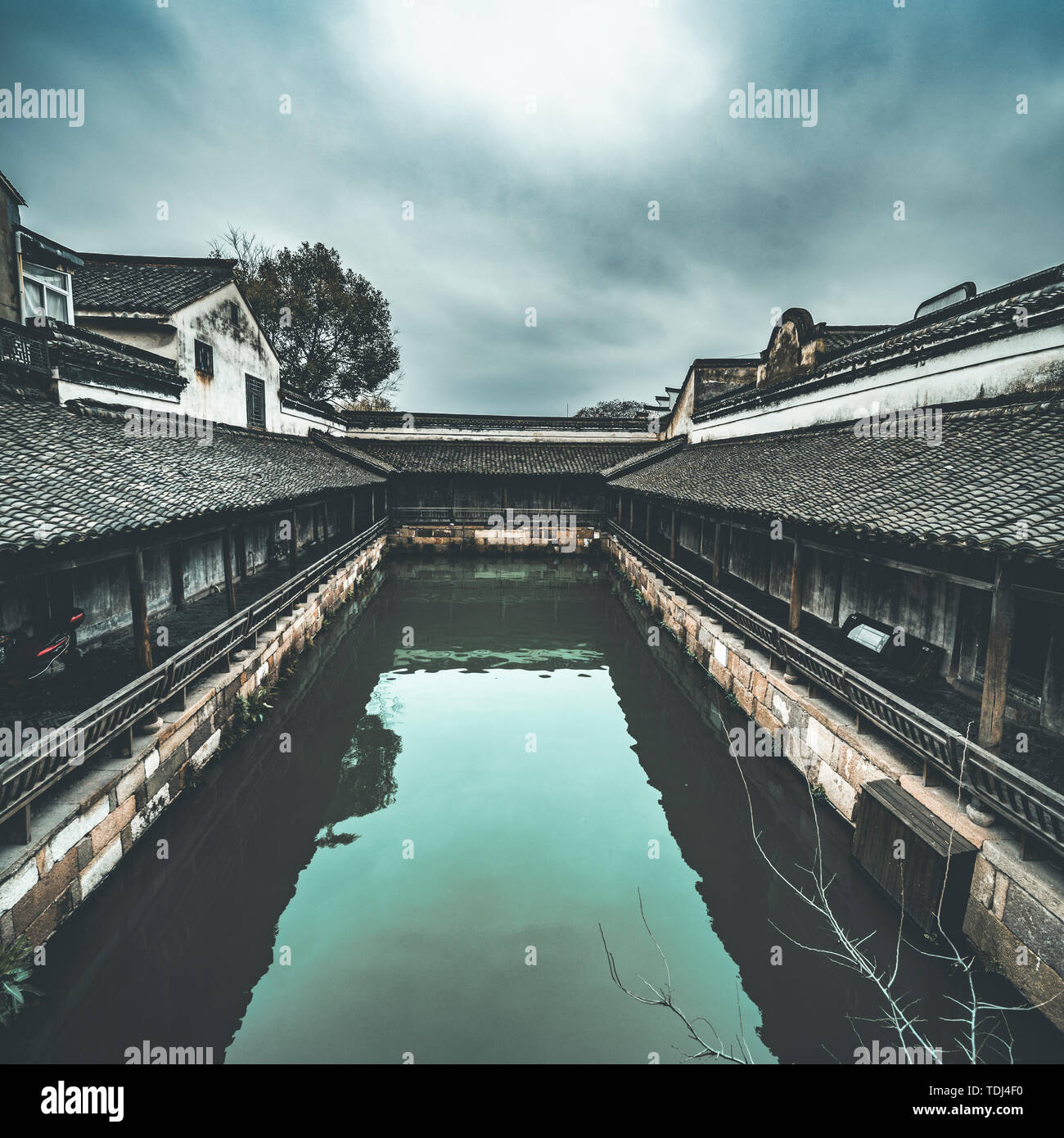 Nanfang hi-res stock photography and images - Alamy