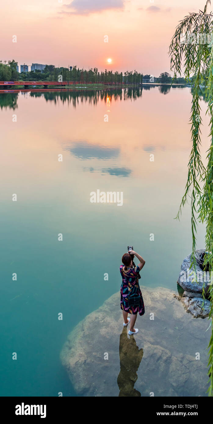 Chengdu Jincheng Lake: The most beautiful sunset Stock Photo - Alamy