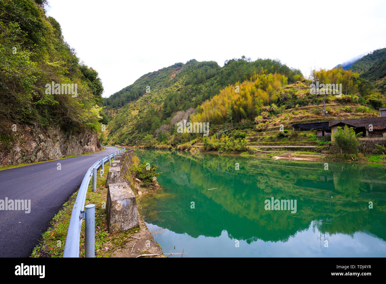 Streams and canyons and river scenery lishui hi-res stock photography ...