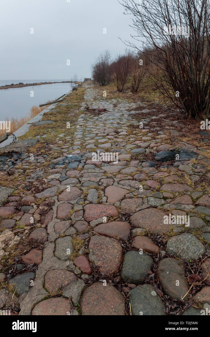 Old stone path hi-res stock photography and images - Alamy