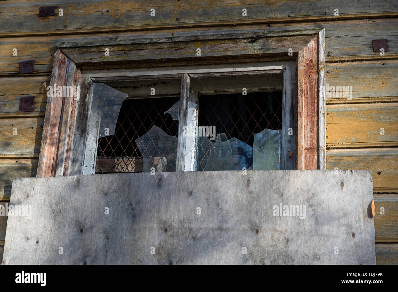 Glass wooden hi-res stock photography and images - Alamy