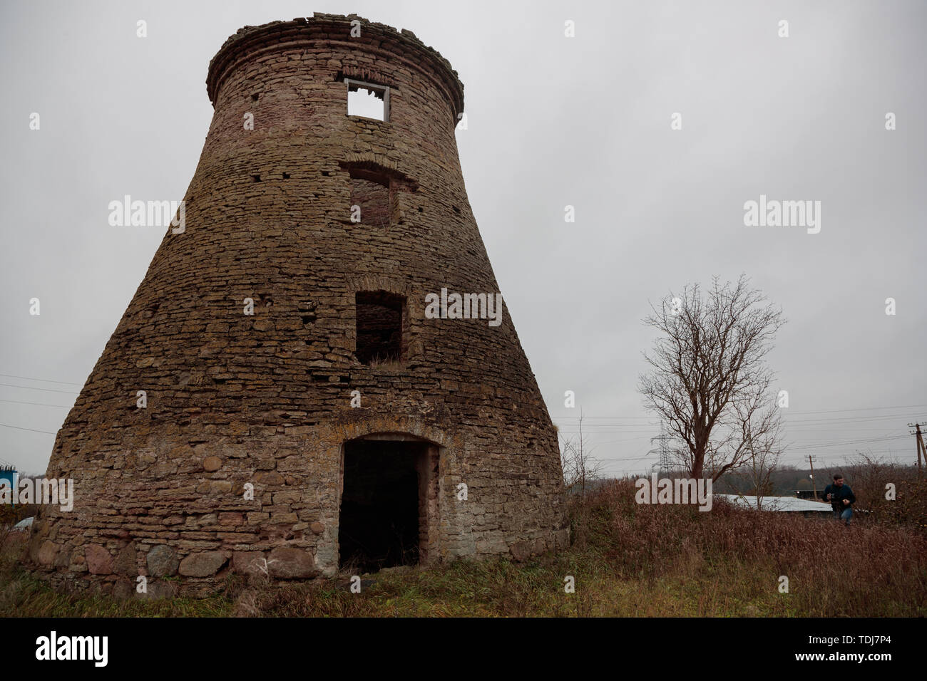 Tower evening building architecture hi-res stock photography and images ...