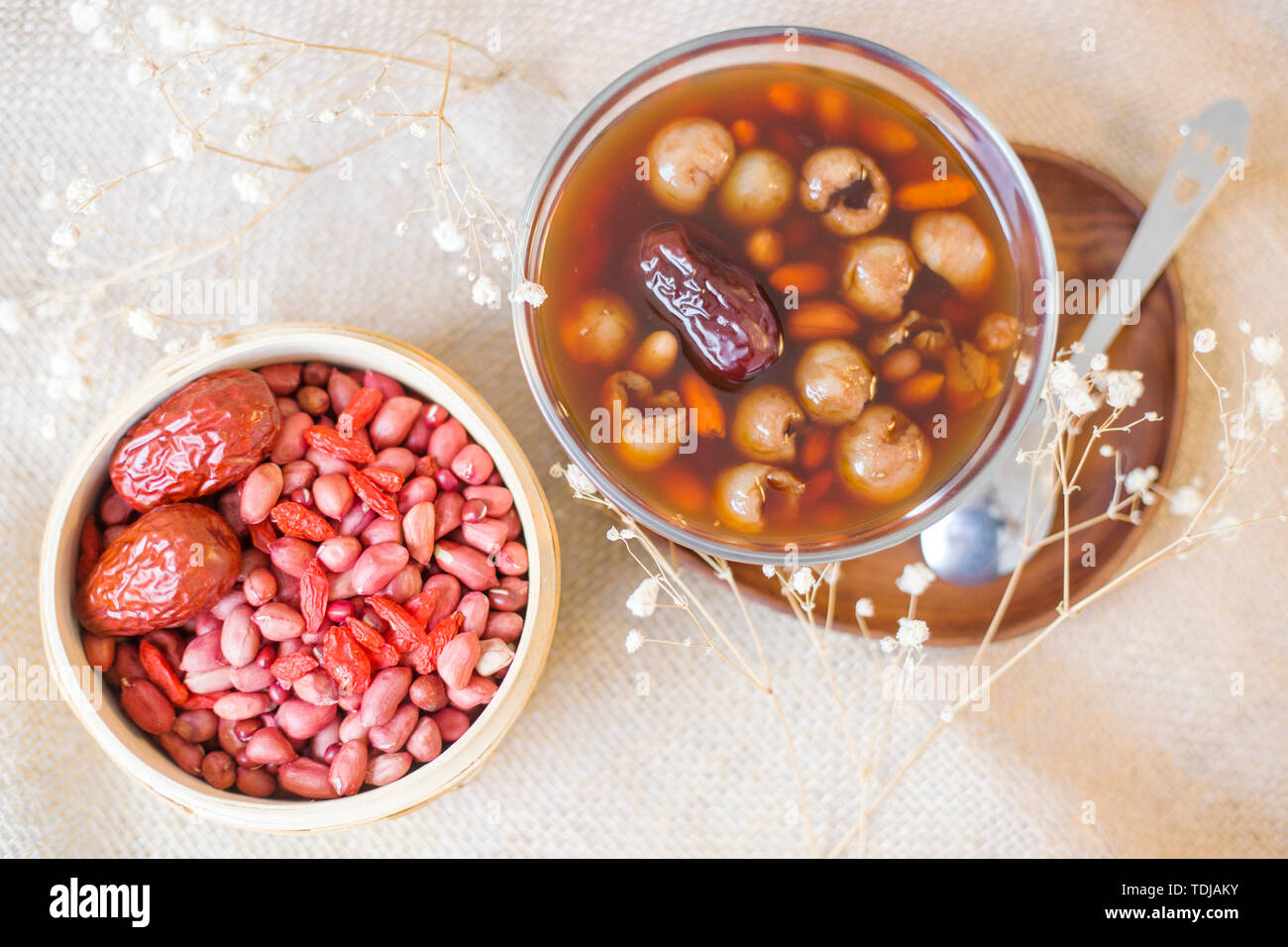 Chinese laurel hi-res stock photography and images - Alamy