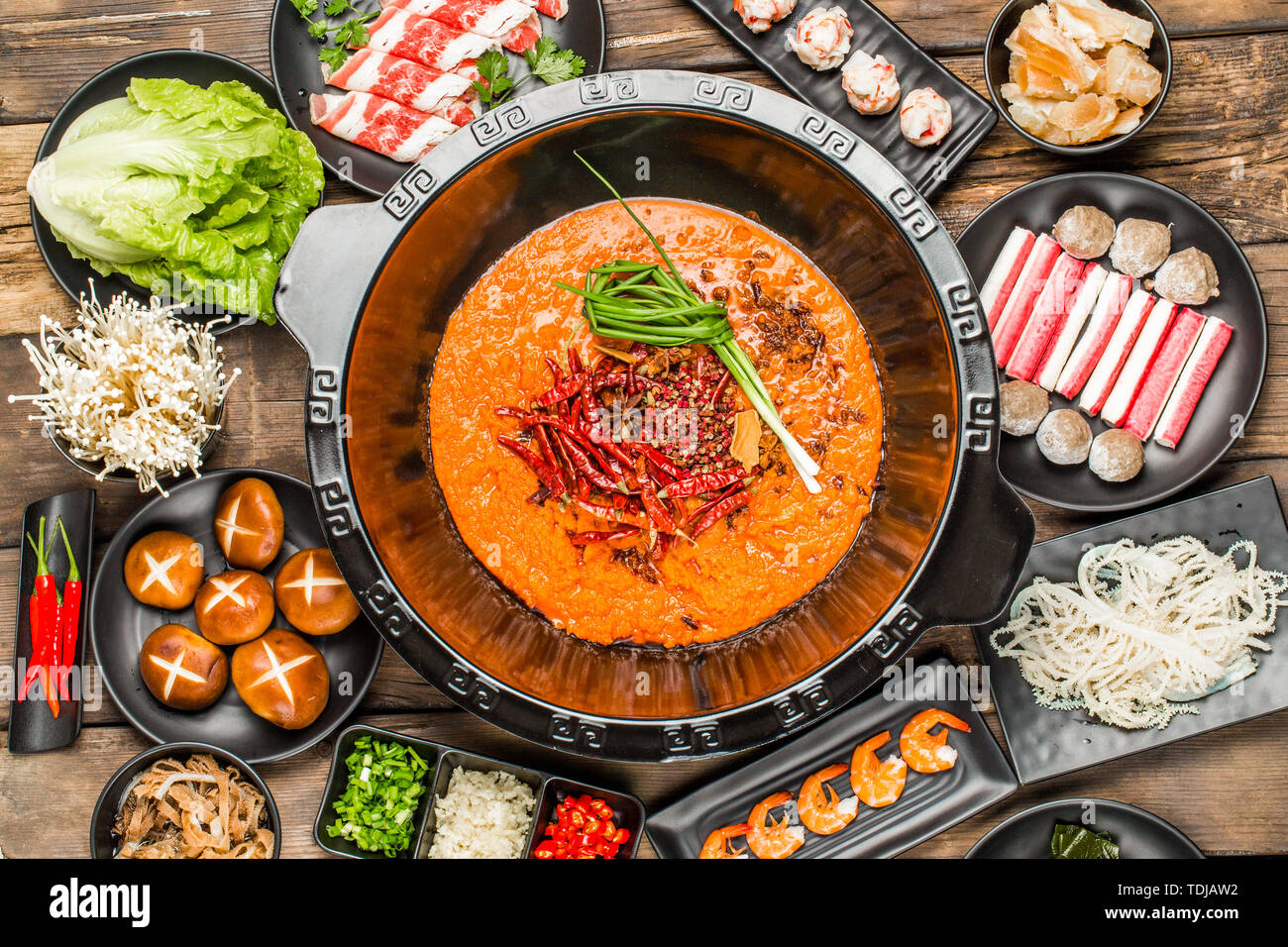 Yakiya hot pot hi-res stock photography and images - Alamy