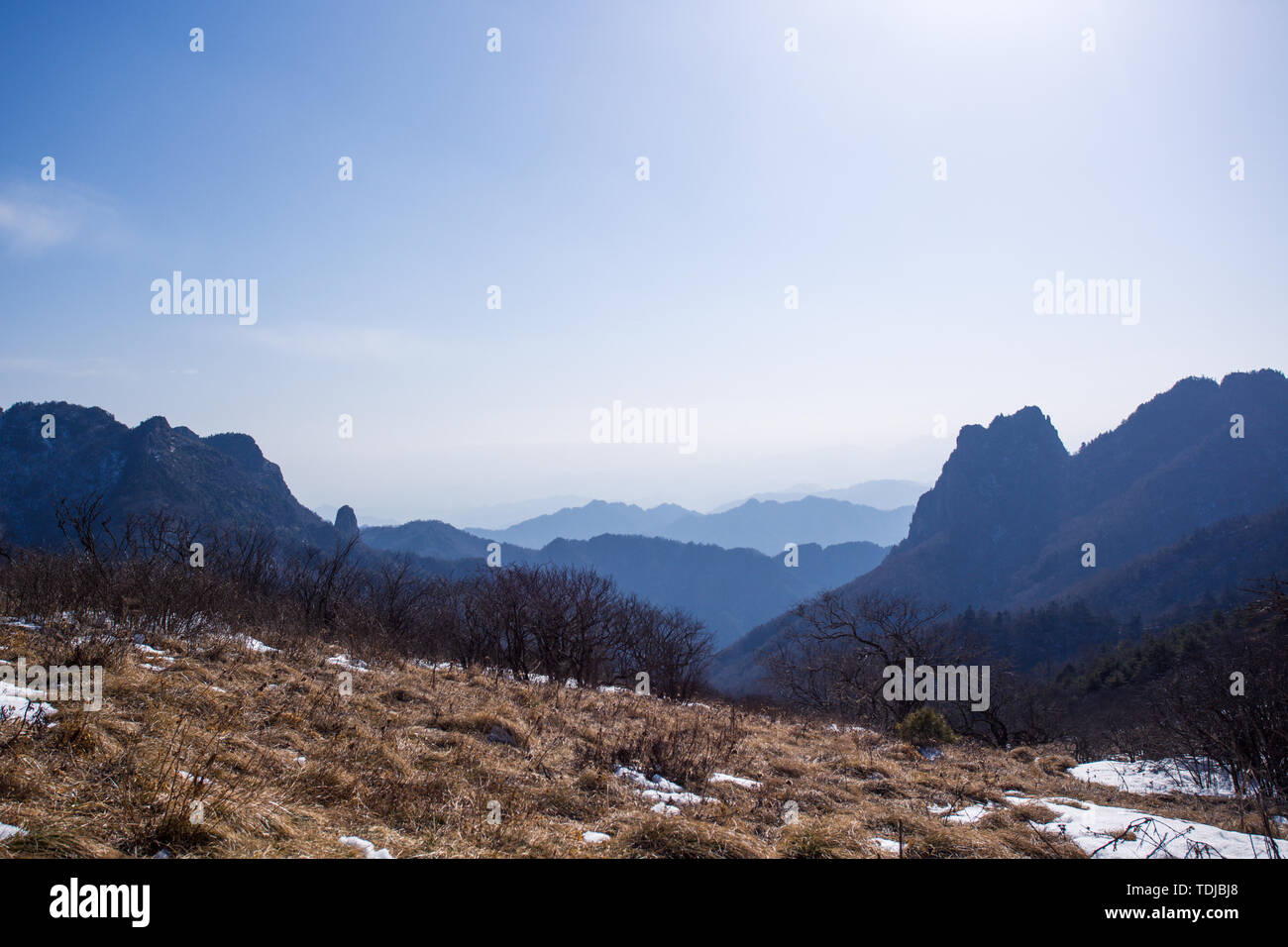 The qinling mountains hi-res stock photography and images - Alamy