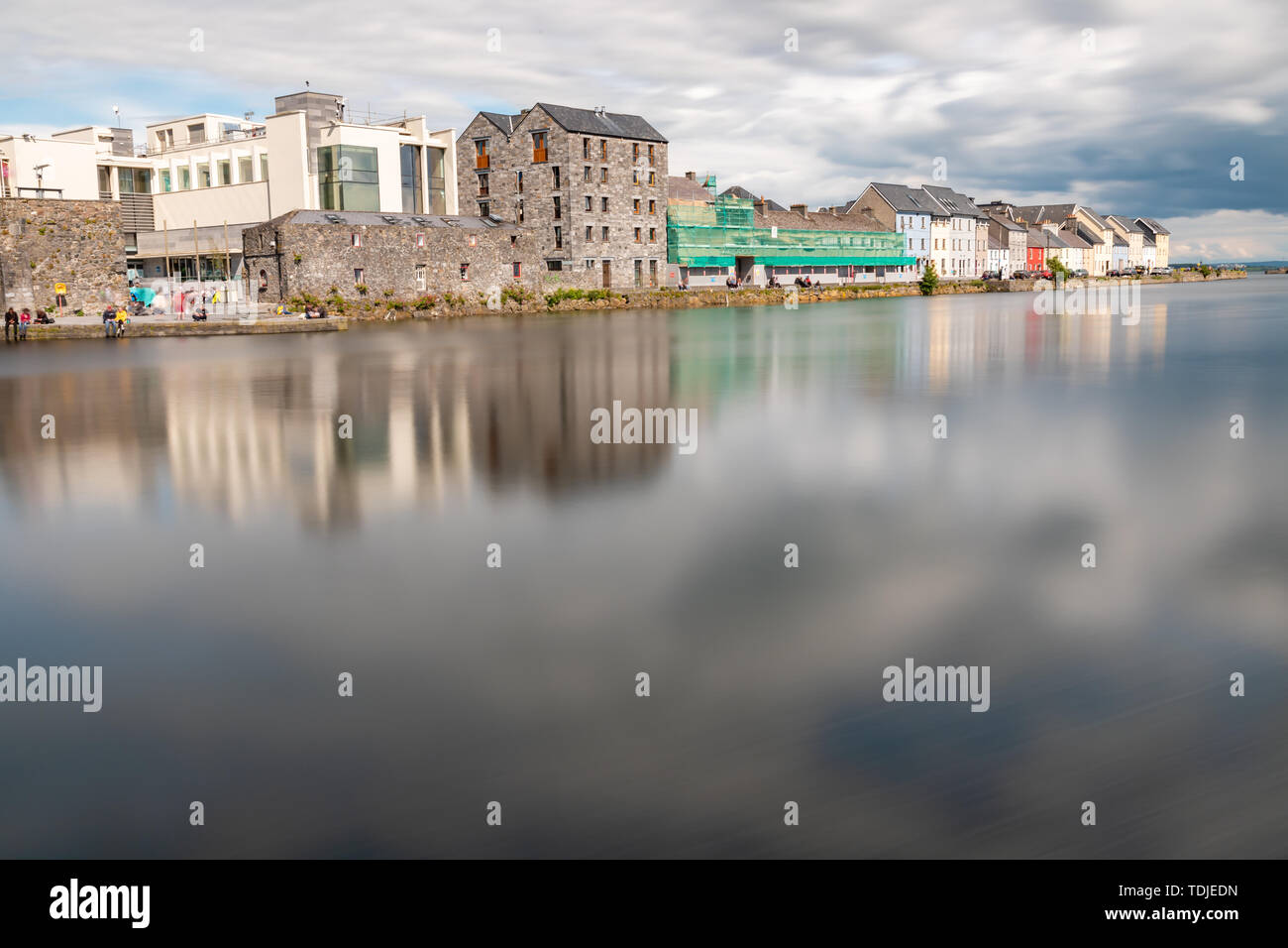 Coloured houses and buildings ireland hi-res stock photography and ...