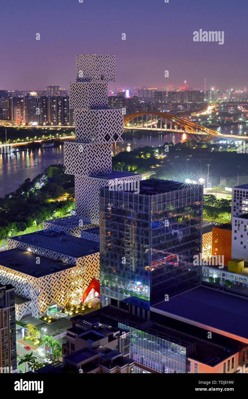 New traffic circle main road hi-res stock photography and images - Alamy