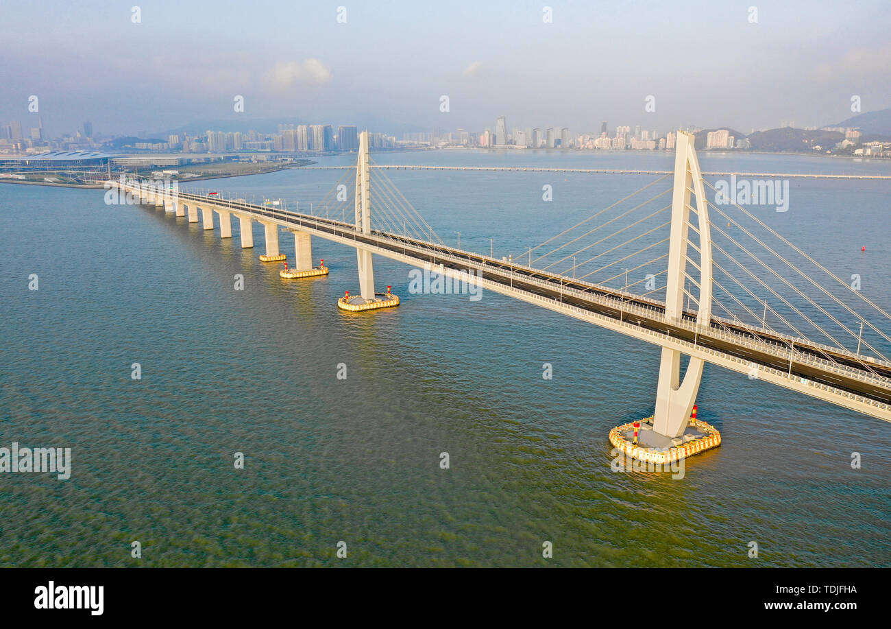 hong kong - zhuhai - macau bridge Stock Photo - Alamy