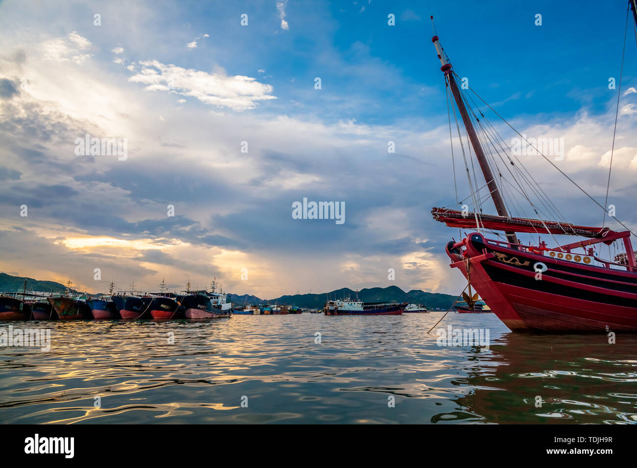 Dongping fishing port, Yangjiang Stock Photo - Alamy