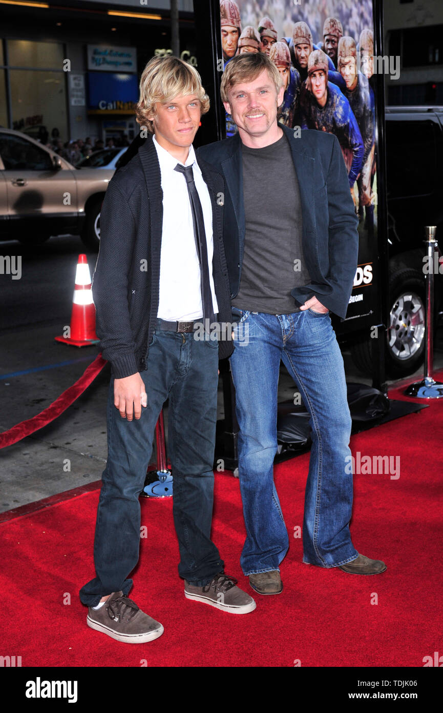 LOS ANGELES, CA. March 31, 2008: Rick Schroder & son Luke at the world ...