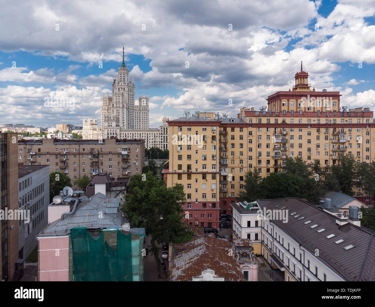 Exterior residential moscow houses hi-res stock photography and images ...