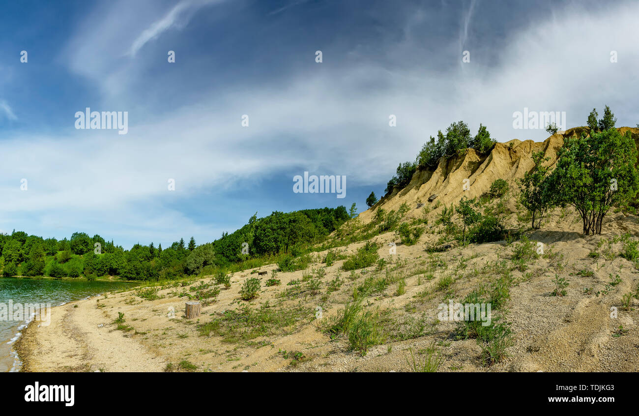 Quarries for the extraction of limestone. A mound formed by small piles ...