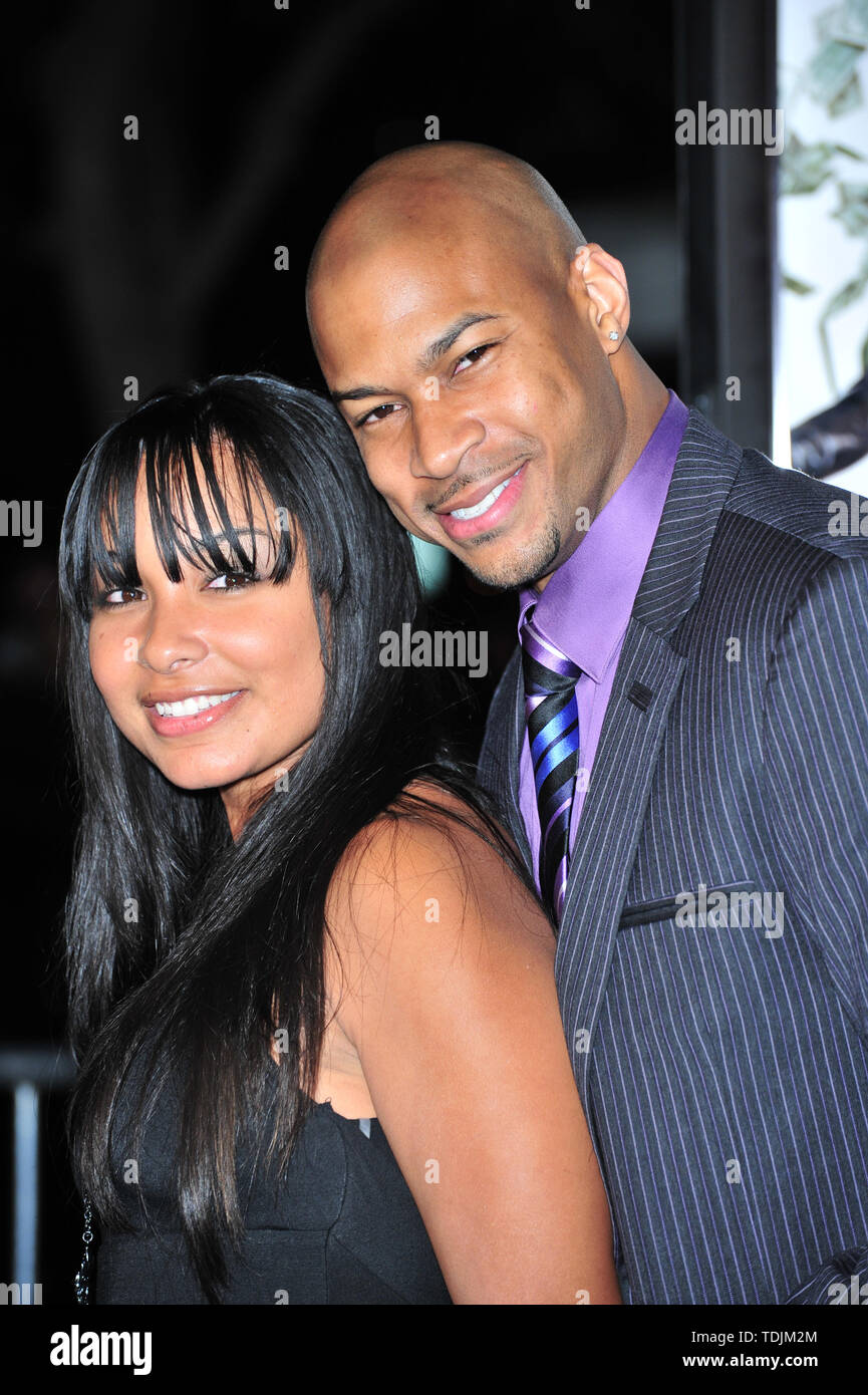 LOS ANGELES, CA. January 09, 2008: Finesse Mitchell & fiancŽe at the ...