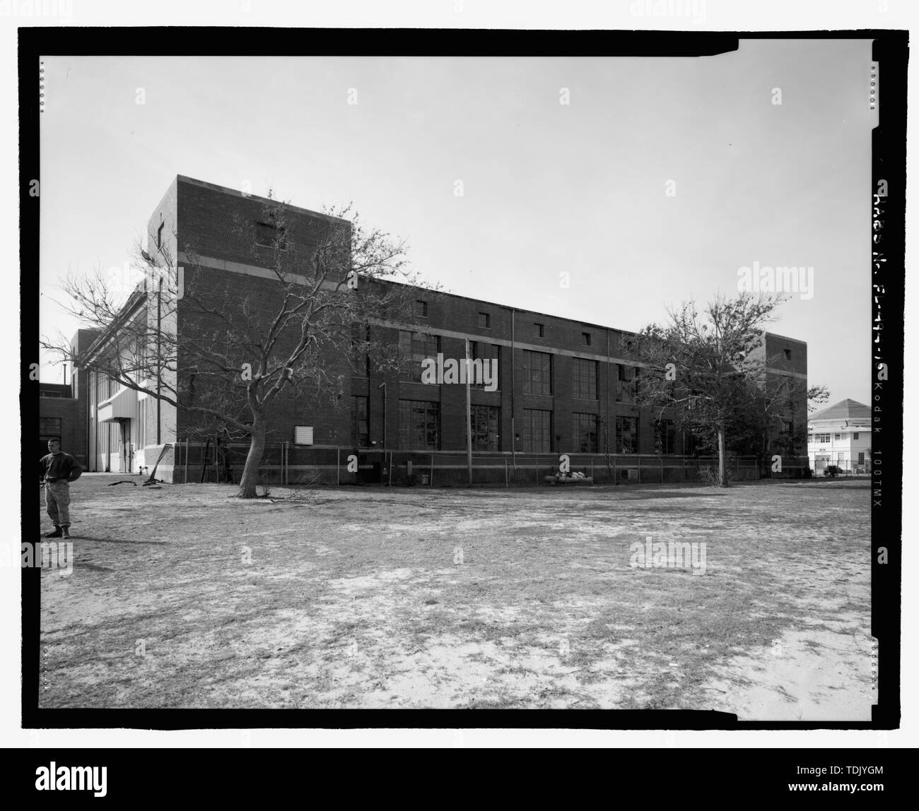 OBILQUE VIEW OF NORTH SIDE FACING SOUTHWEST. - U.S. Naval Air Station ...