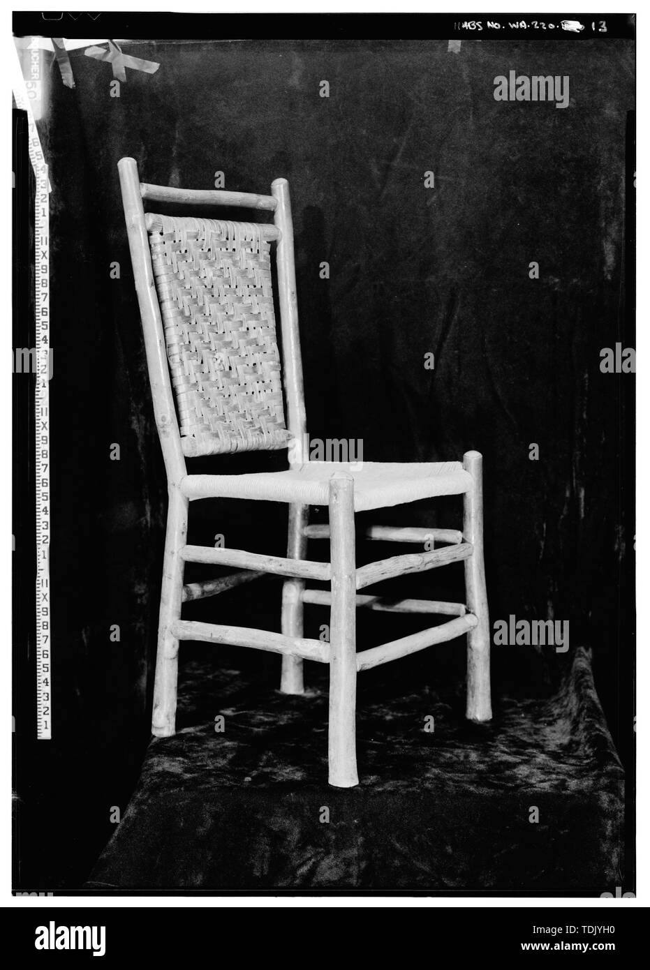 Scale mount hi-res stock photography and images - Alamy